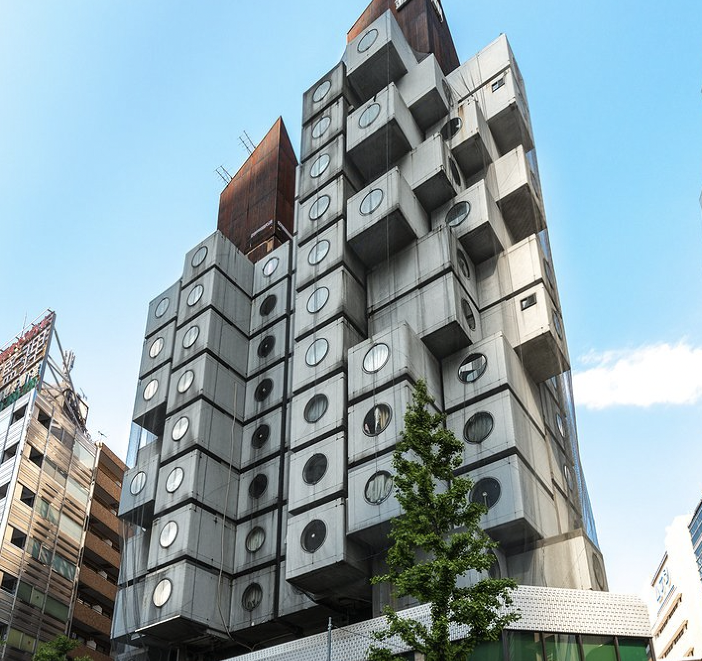 ARCHITECTURAL DEATH: THE DEMOLITION OF ICONIC TOKYO BUILDING! – GLOBAL ...